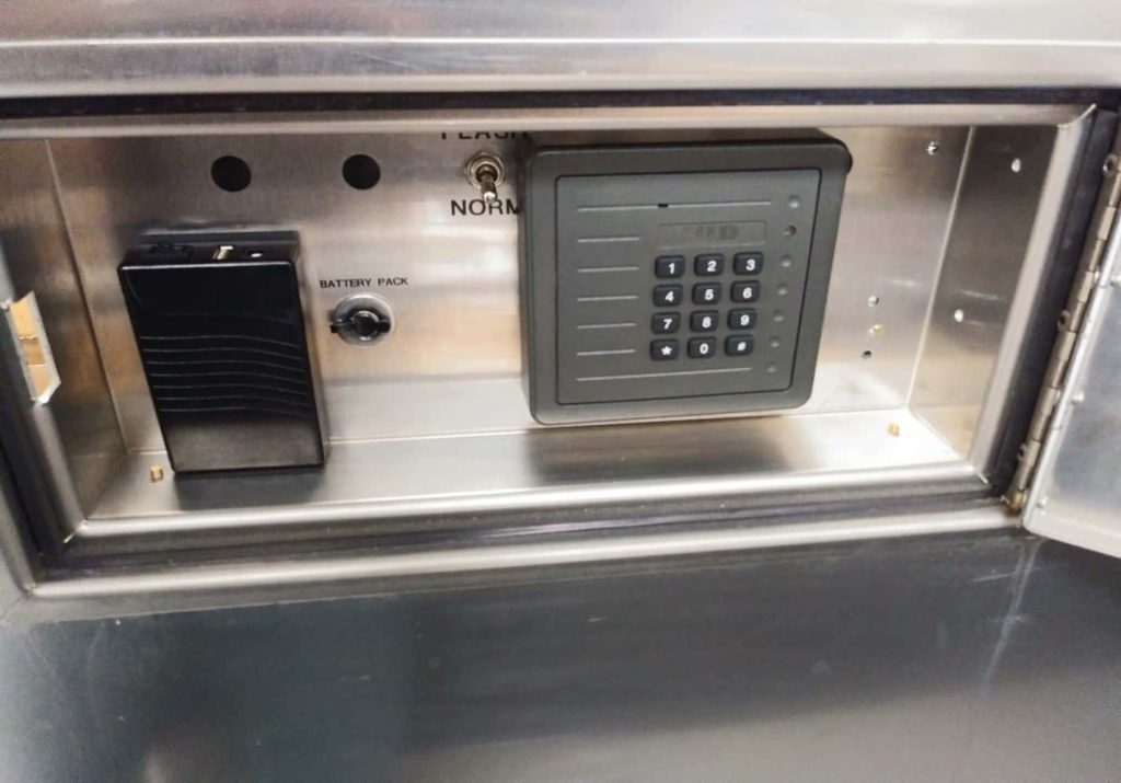 Eagle Electronic Traffic Cabinet Lock - MoboTrex